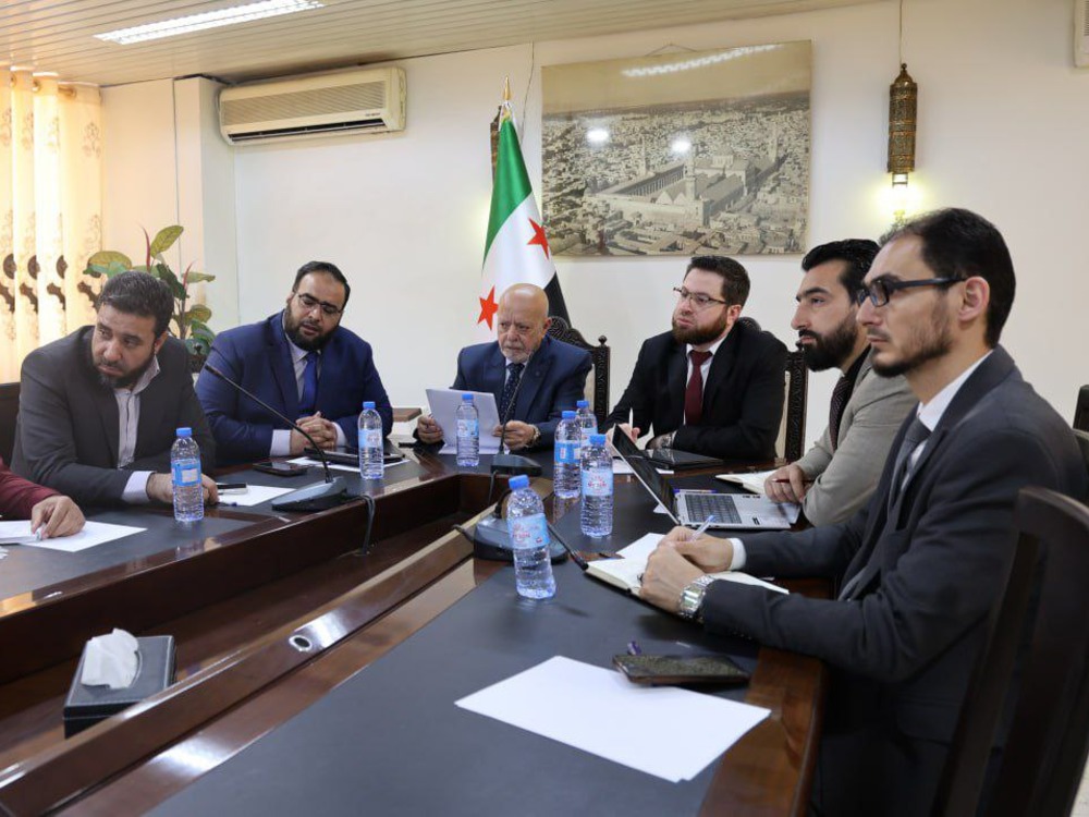 الشعار والسكّاف يبحثان إعادة هيكلة وزارة الاقتصاد - الإخبارية السورية